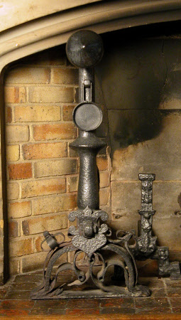Spitdogs 791406 | National Trust Collections