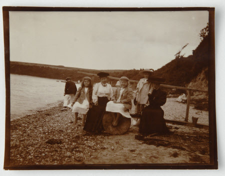 Henrietta Jenny Fraser, Mrs Walter Ralph Bankes (1871-1953) with her ...