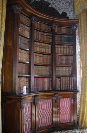 Bookcase 800383 | National Trust Collections