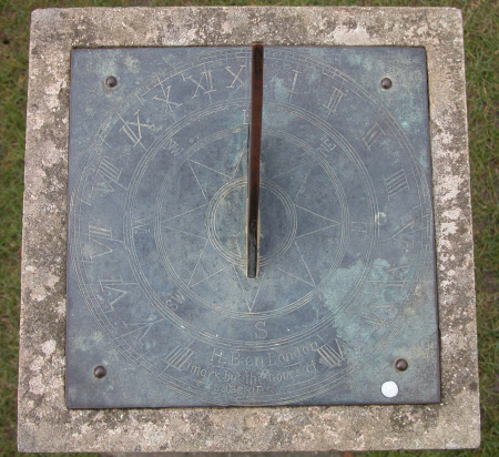 Sundial 1206743 | National Trust Collections