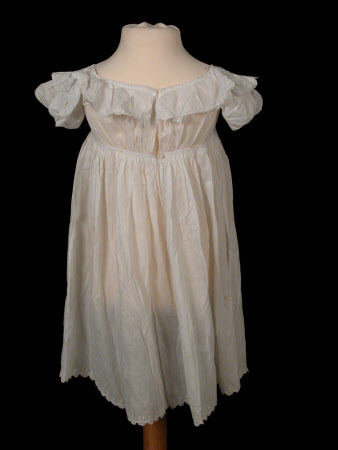 Child's dress 1364595 | National Trust Collections