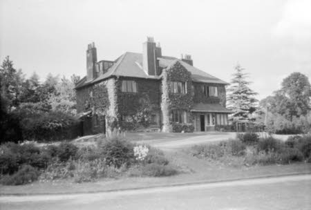 Shaw's Corner: Ayot St Lawrence 1715522.11 | National Trust Collections