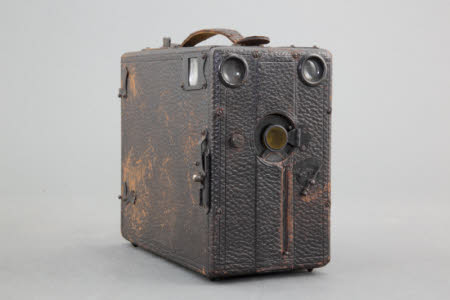 A magazine box camera of unknown manufacture. 1524879 | National Trust ...