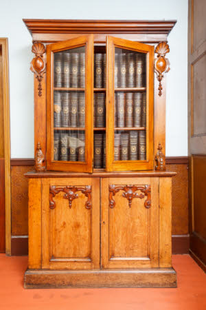 Bookcase 1457744 | National Trust Collections